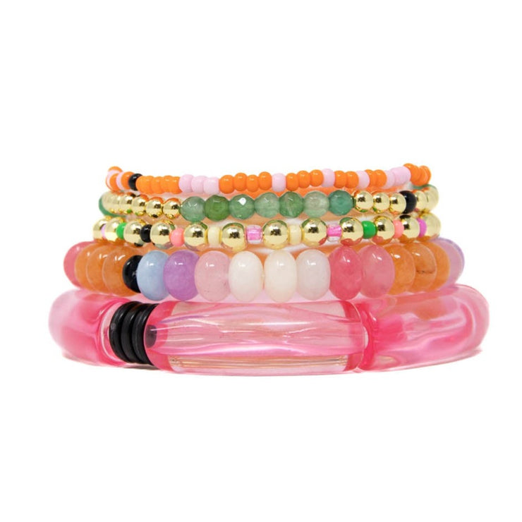 Stacks – Allie+Bess